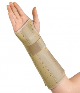 Medline Vinyl Wrist and Forearm Splints | Medline Industries, Inc.