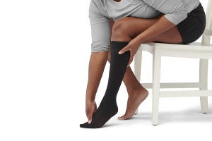 CURAD Knee 30-40mmHg Compression Hosiery | Medline Industries, Inc.