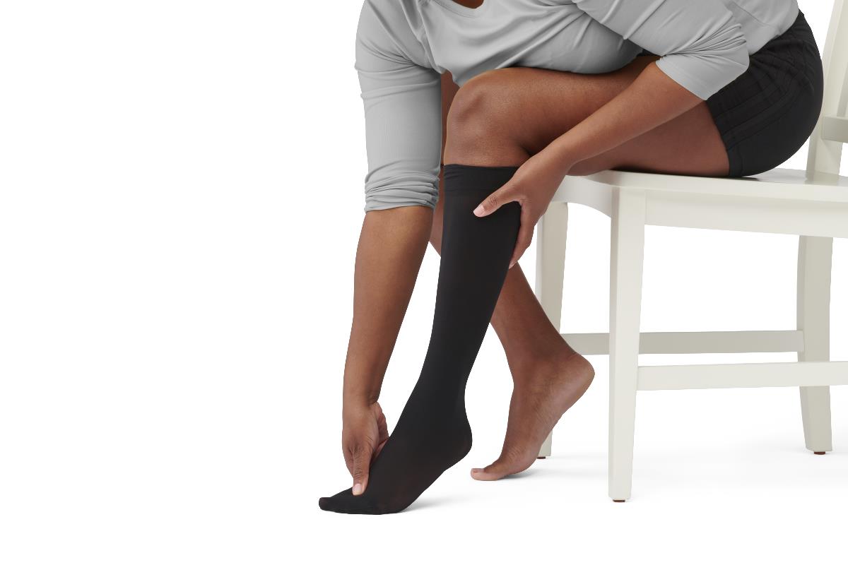 CURAD Knee-High 15-20 mmHg Compression Hosiery | Medline