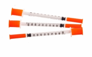 EasyTouch Insulin Syringes with Needle | Medline Industries, Inc.