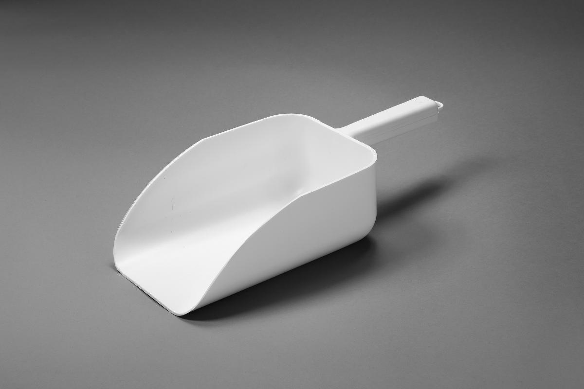Large Polypropylene Scoops | Medline