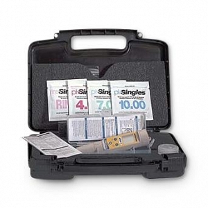 Oakton pHTestr 30 Waterproof Pocket Testers with Calibration Kit | Medline