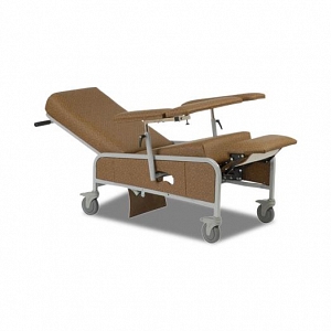 Custom Comfort Reclining Blood Draw Chair | Medline