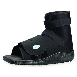 SlimLine Cast Boots | Medline Industries, Inc.