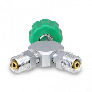Genstar Technologies Oxygen Flowmeter Y-Connector | Medline Industries ...