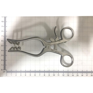 Wullstein Self-Retaining Retractors | Medline Industries, Inc.