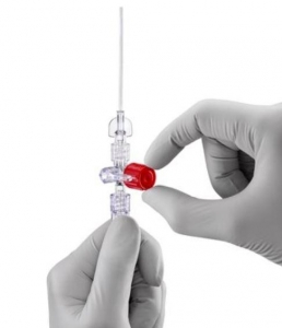 3M Curos Female-Luer Disinfecting Cap Stoppers | Medline Industries, Inc.