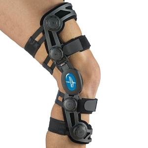 Medline Medial OA Knee Brace | Medline Industries, Inc.