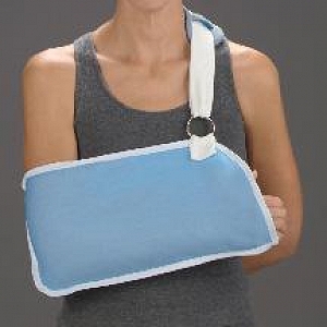 DeRoyal Light Blue Arm Slings | Medline Industries, Inc.