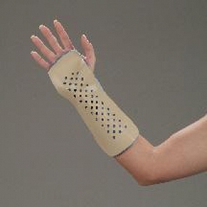 Aluminum Wrist and Forearm Splints with Foam | Medline