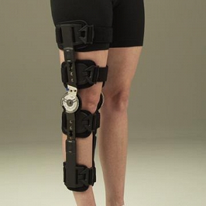 DeRoyal Universal Telescopic Knee Braces | Medline Industries, Inc.
