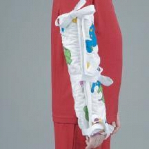DeRoyal Pediatric Elbow Immobilizers | Medline Industries, Inc.