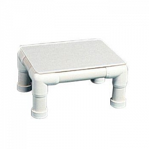 Indoor / Outdoor Water-Resistant Step Stool | Medline
