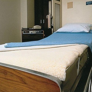 Unreal Lambskin Medi-Pads Overlays | Medline Industries, Inc.