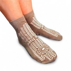Patient Fall-Prevention Slippers | Medline Industries, Inc.